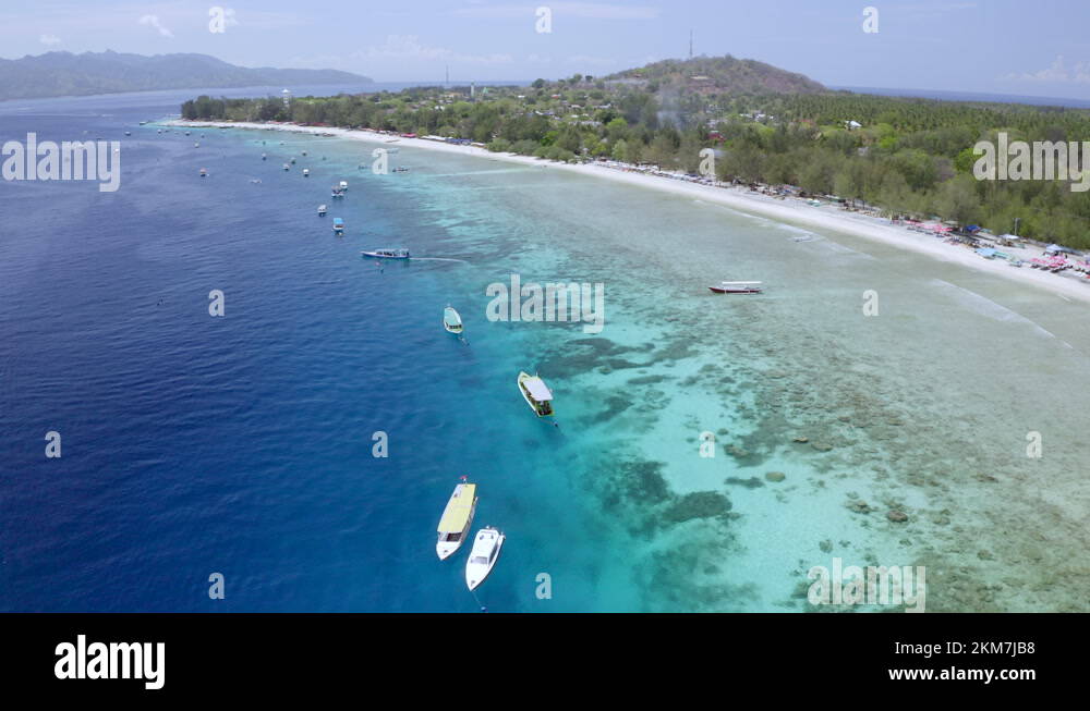 Boats swimmers Stock Videos & Footage - HD and 4K Video Clips - Alamy