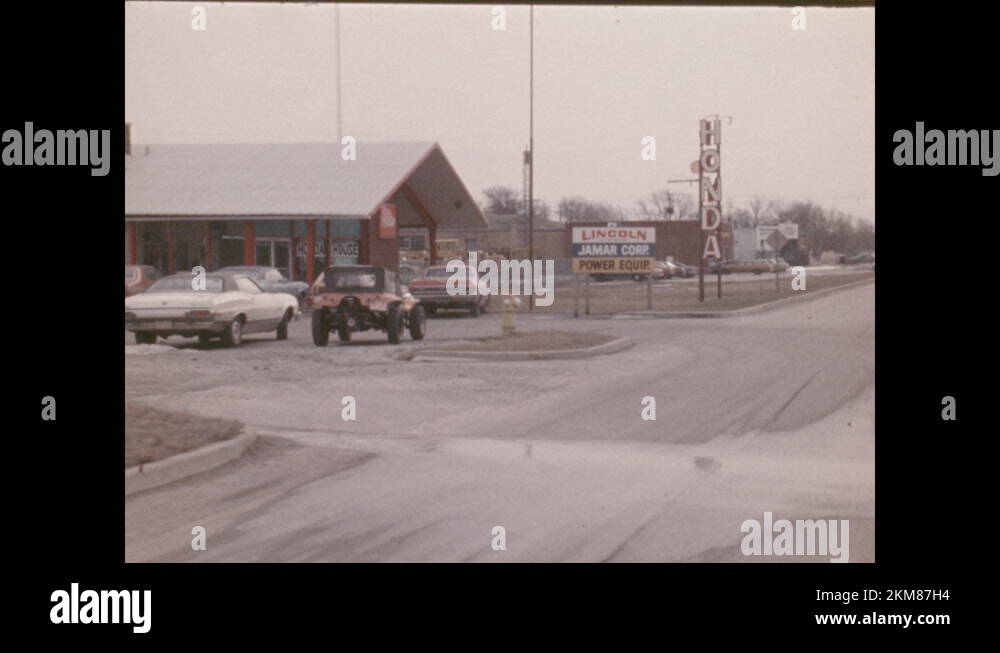 Honda sign Stock Videos & Footage - HD and 4K Video Clips - Alamy