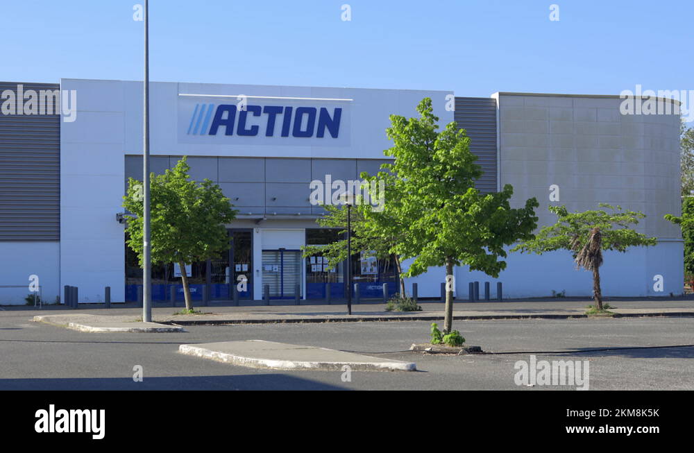 Are group exterior action Stock Videos & Footage - HD and 4K Video ...