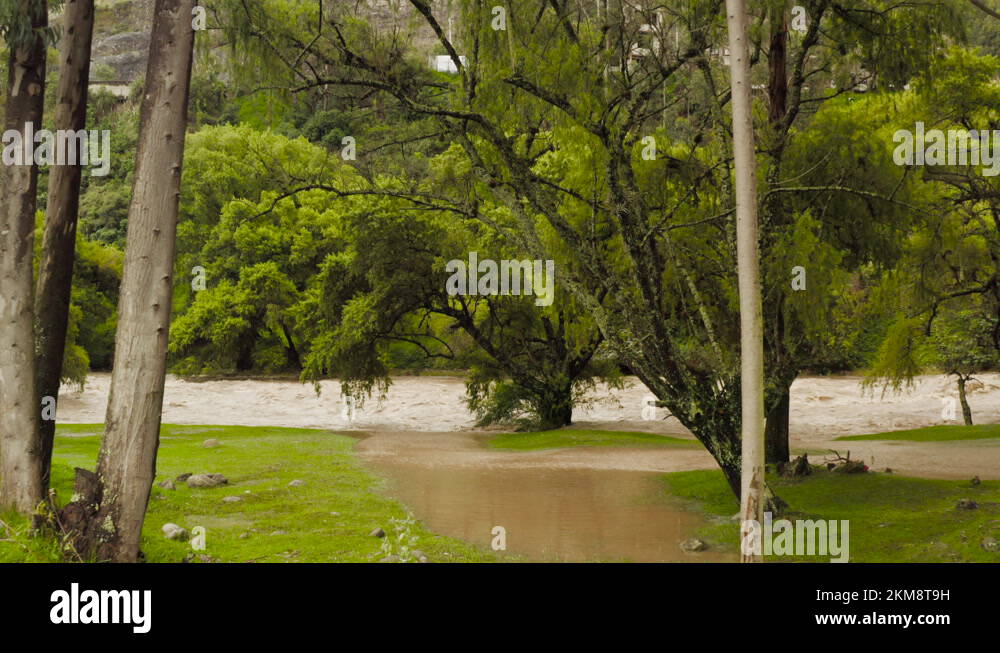 River overflow Stock Videos & Footage - HD and 4K Video Clips - Alamy