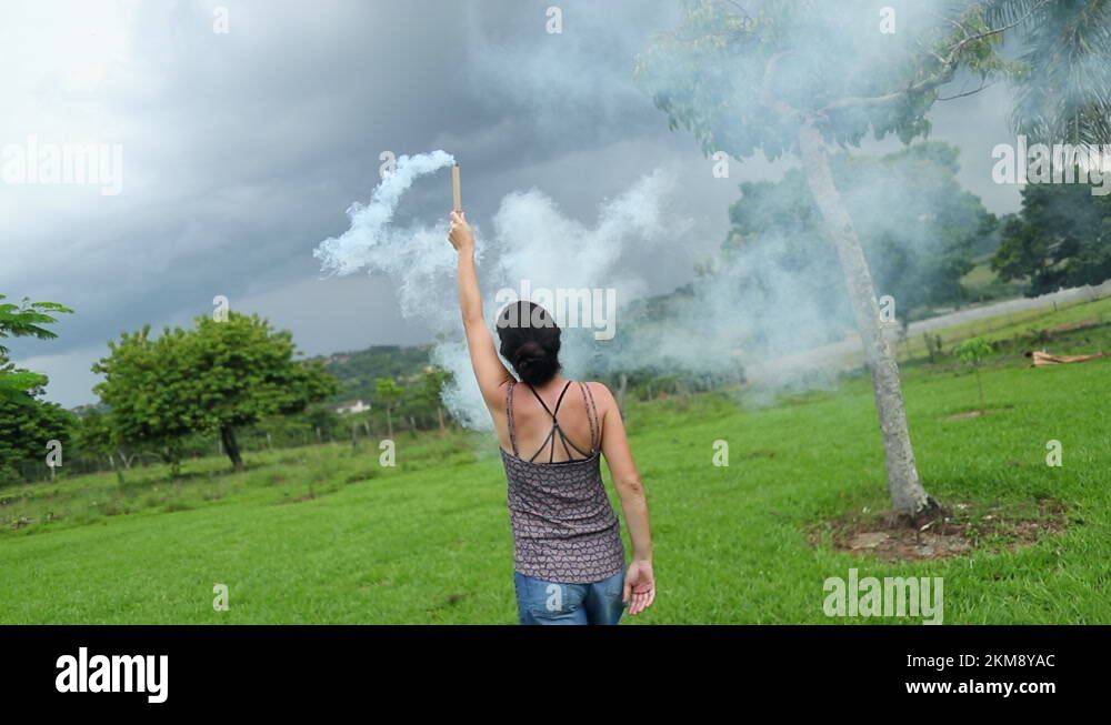 Signal arm raised Stock Videos & Footage - HD and 4K Video Clips - Alamy