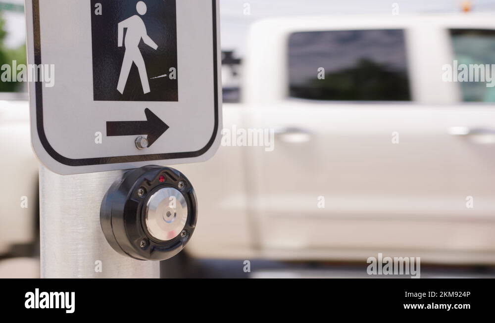 Walk signal button Stock Videos & Footage - HD and 4K Video Clips - Alamy