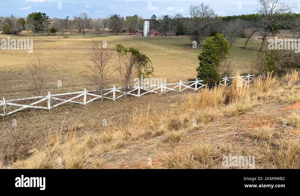 Hilltop farm Stock Videos & Footage - HD and 4K Video Clips - Alamy