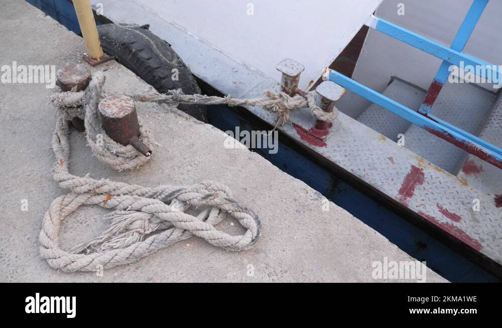 Cable tied to pier Stock Videos & Footage - HD and 4K Video Clips - Alamy