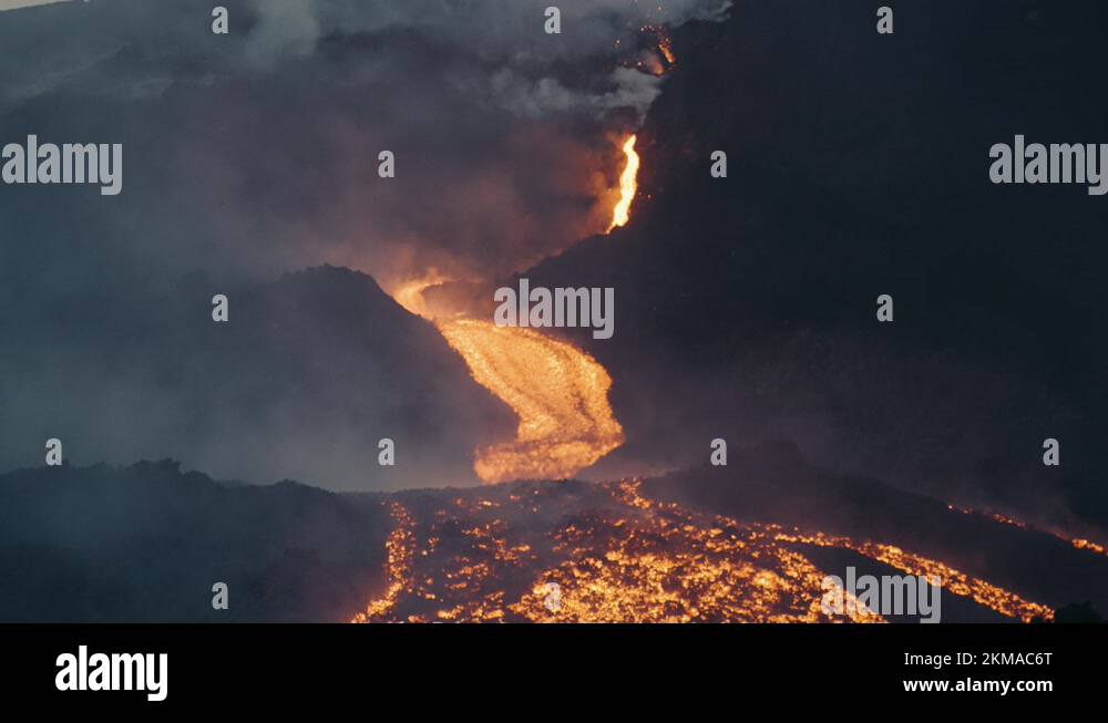 Pacaya Volcano Lava Flow In Guatemala During Eruption At Night. tilt ...