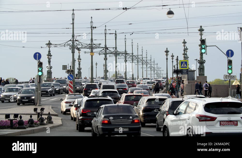 Congestion street Stock Videos & Footage - HD and 4K Video Clips - Alamy