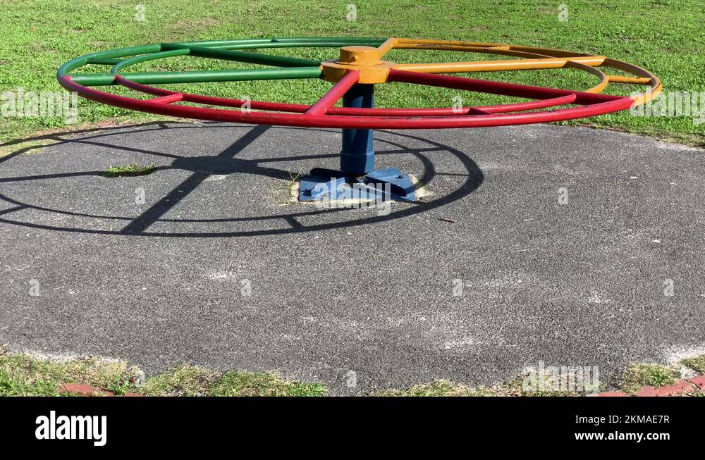 Round spinning Stock Videos & Footage - HD and 4K Video Clips - Alamy