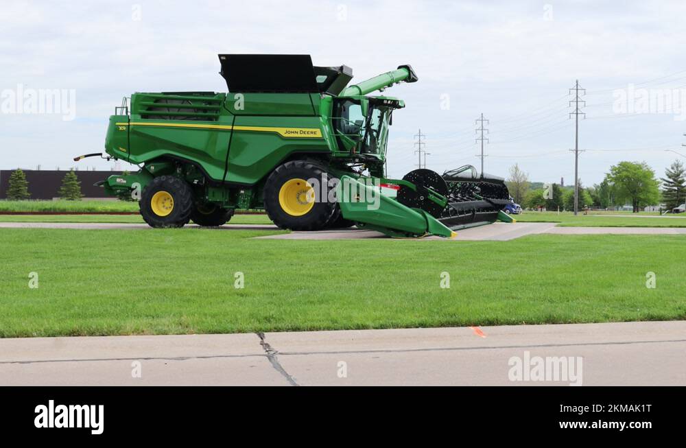 John deere works Stock Videos & Footage - HD and 4K Video Clips - Alamy