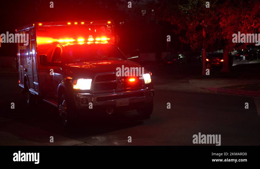 paramedic on scene of emergency Stock Video Footage - Alamy
