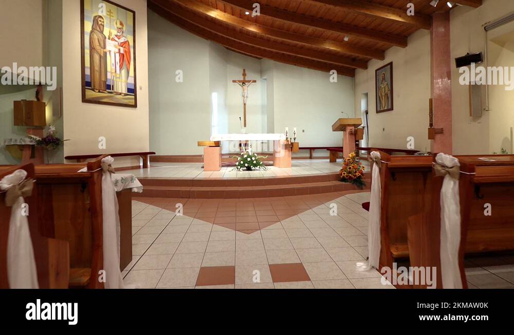 Modern white cross Stock Videos & Footage - HD and 4K Video Clips - Alamy