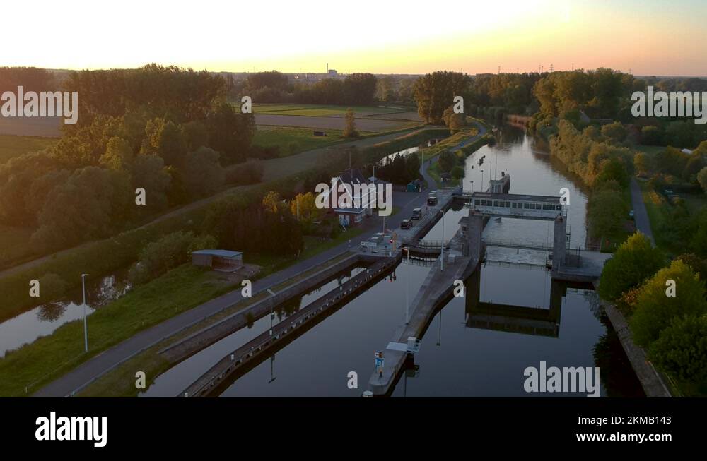 Water lock gate building Stock Videos & Footage - HD and 4K Video Clips ...
