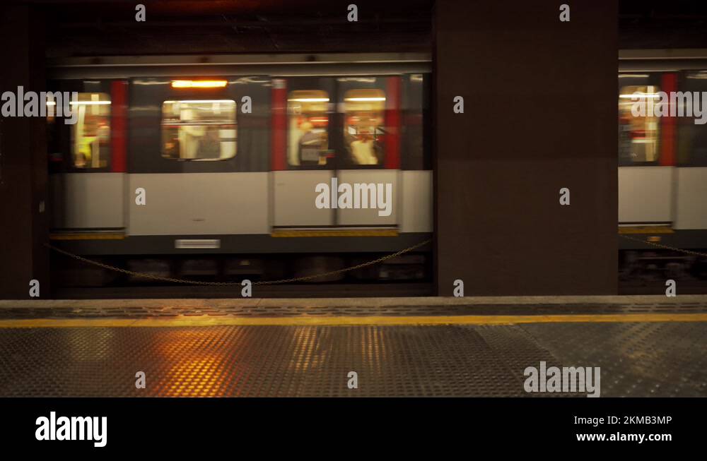 M1 train Stock Videos & Footage - HD and 4K Video Clips - Alamy