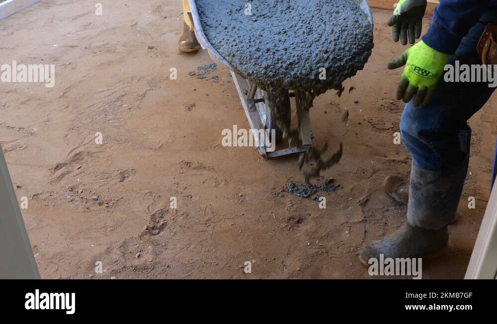 CROW WING CO, MN - 4 MAY 2021: Wet concrete dumped for new patio Stock ...