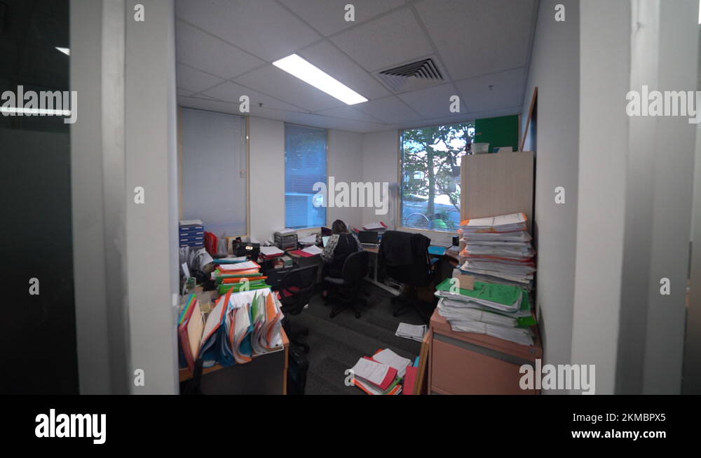 Untidy office desk Stock Videos & Footage - HD and 4K Video Clips - Alamy