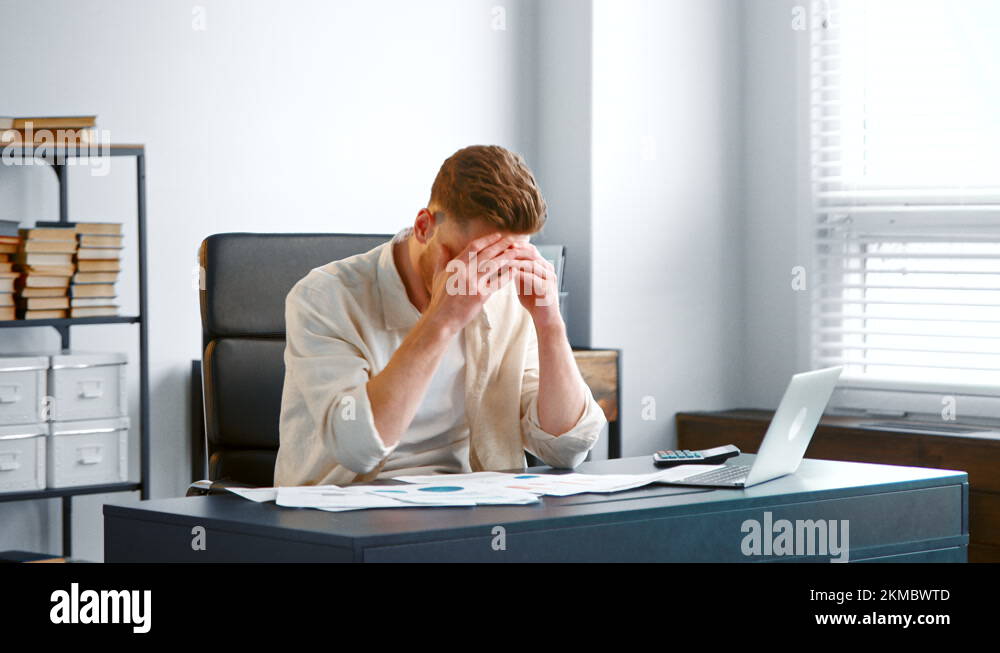 Shock paper Stock Videos & Footage - HD and 4K Video Clips - Alamy