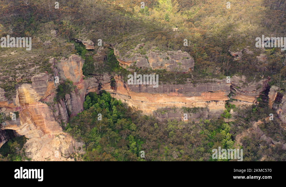 Escarpment mountain Stock Videos & Footage - HD and 4K Video Clips - Alamy