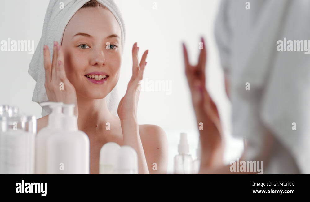 Skin stretching Stock Videos & Footage - HD and 4K Video Clips - Alamy