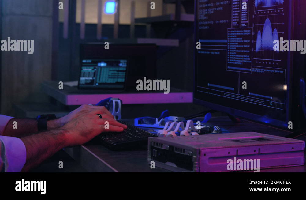 Virus pc Stock Videos & Footage - HD and 4K Video Clips - Alamy