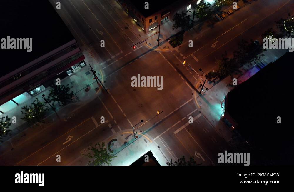 Dark crossroads Stock Videos & Footage - HD and 4K Video Clips - Alamy