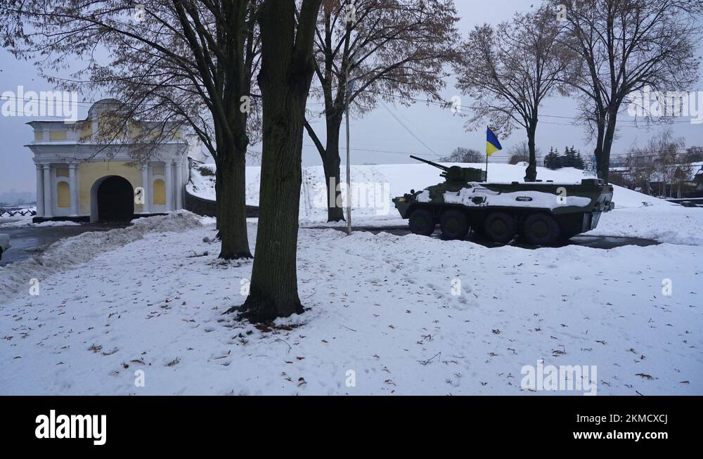 Old battle tank Stock Videos & Footage - HD and 4K Video Clips - Alamy
