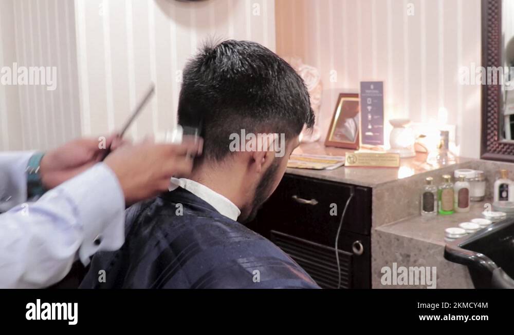 Indian saloon Stock Videos & Footage - HD and 4K Video Clips - Alamy