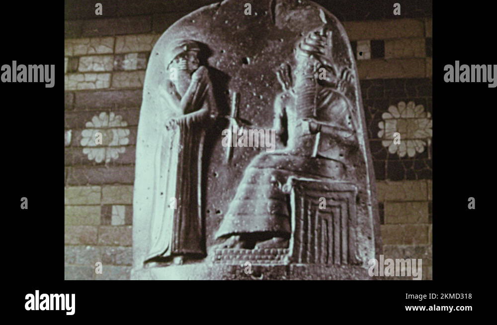 Pillar man Stock Videos & Footage - HD and 4K Video Clips - Alamy