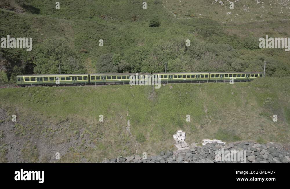 Train exiting tunnel Stock Videos & Footage - HD and 4K Video Clips - Alamy