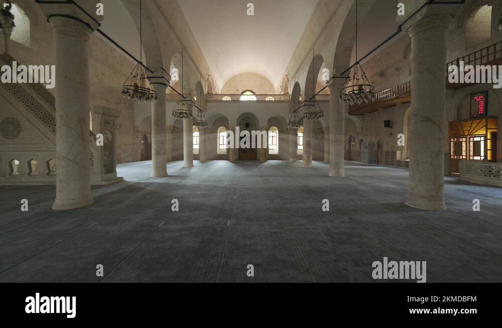 Columnar room Stock Videos & Footage - HD and 4K Video Clips - Alamy