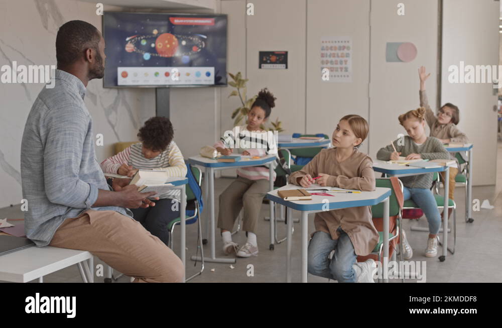 Grade 5 classroom Stock Videos & Footage - HD and 4K Video Clips - Alamy