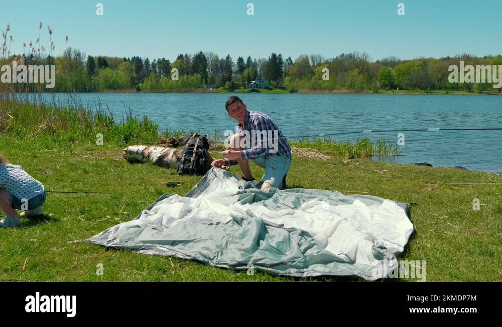 How to put up a tent Stock Videos & Footage - HD and 4K Video Clips - Alamy