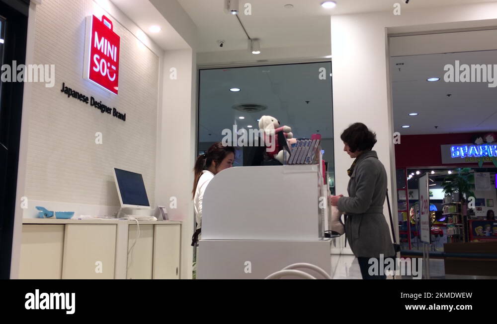 Miniso sign Stock Videos & Footage - HD and 4K Video Clips - Alamy