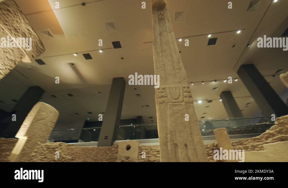 Archeology finds Stock Videos & Footage - HD and 4K Video Clips - Alamy