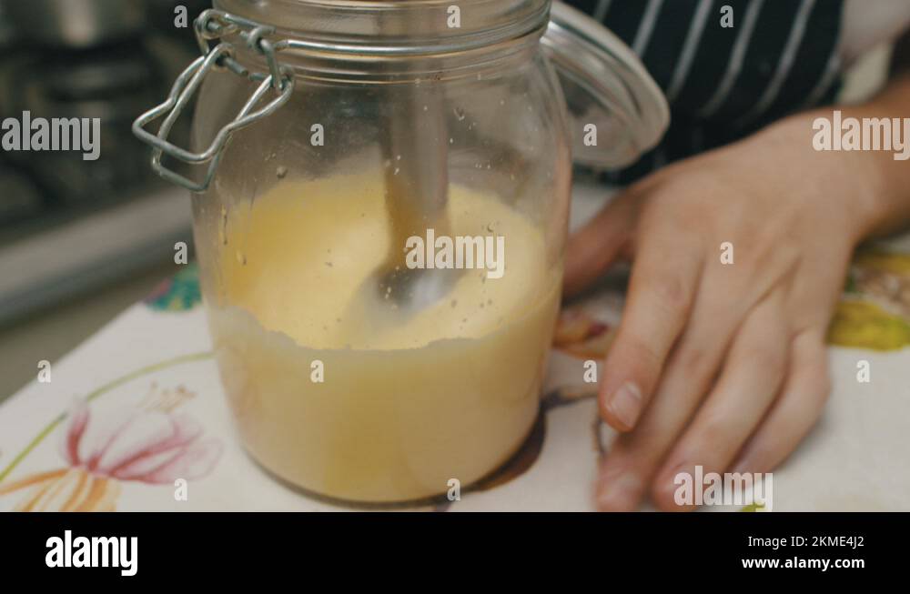 Mixing jar Stock Videos & Footage - HD and 4K Video Clips - Alamy