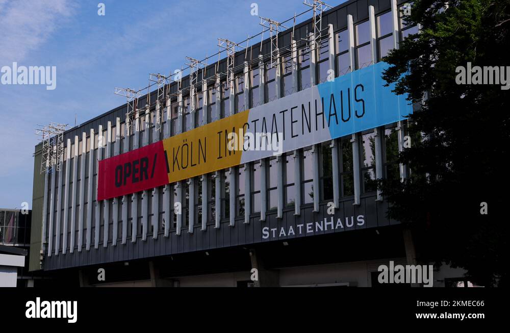 Cologne opera house Stock Videos & Footage - HD and 4K Video Clips - Alamy