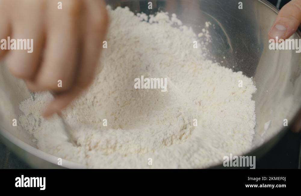 Cooking flour Stock Videos & Footage - HD and 4K Video Clips - Alamy