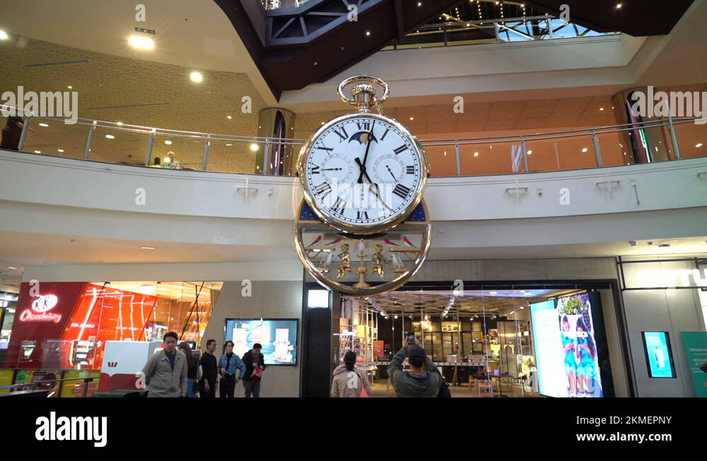 Melbourne central shopping mall Stock Videos & Footage - HD and 4K ...