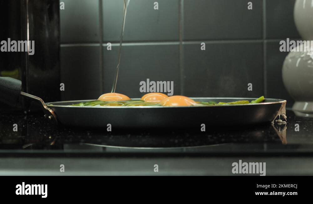 Breaking beans Stock Videos & Footage - HD and 4K Video Clips - Alamy