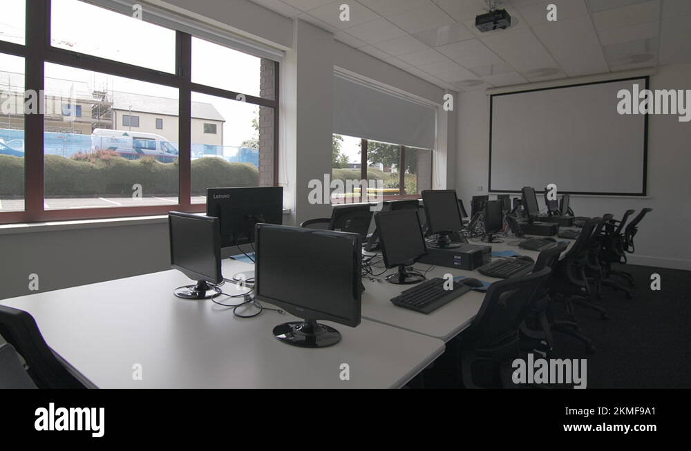 Teamwork desk Stock Videos & Footage - HD and 4K Video Clips - Alamy