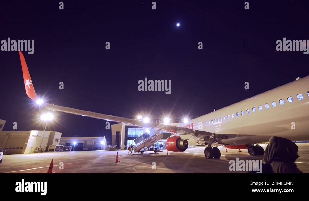 Night sky plane boarding Stock Videos & Footage - HD and 4K Video Clips ...