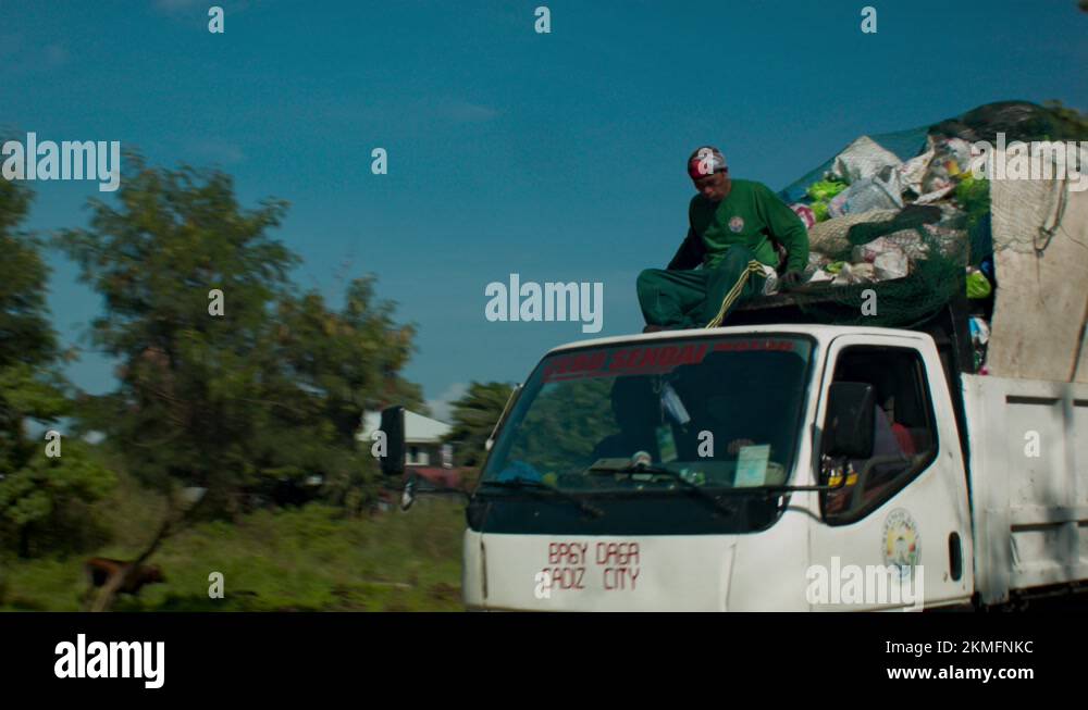 Garbage collector a Stock Videos & Footage - HD and 4K Video Clips - Alamy