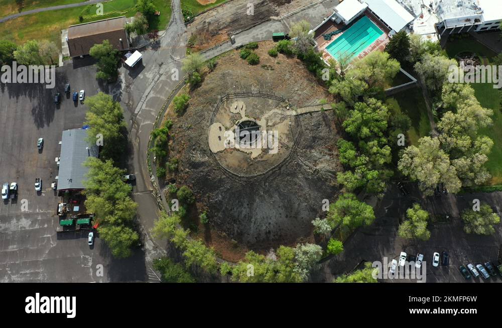 Caldera top Stock Videos & Footage - HD and 4K Video Clips - Alamy