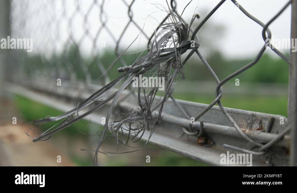 Wire rope barrier Stock Videos & Footage - HD and 4K Video Clips - Alamy