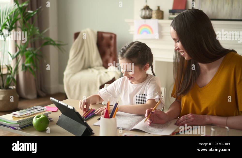 Mom draw with daughter in leisure hobby time Spbd. 30s young caring ...