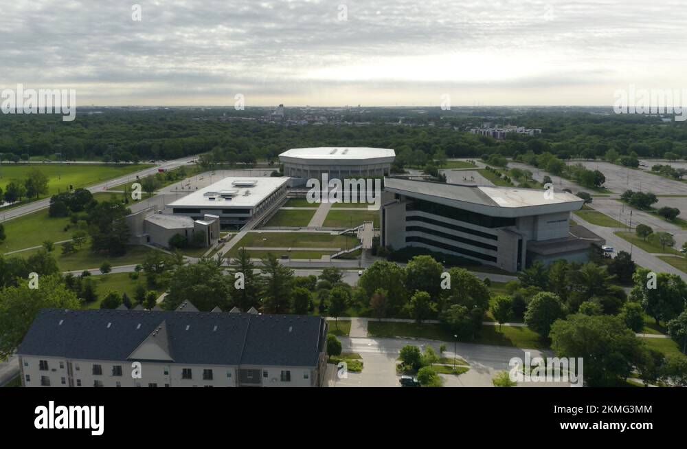 Hilton campus Stock Videos & Footage - HD and 4K Video Clips - Alamy