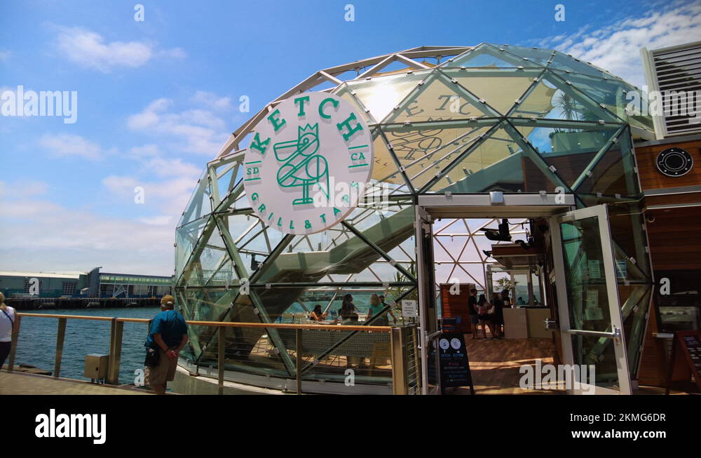 Pier docks Stock Videos & Footage - HD and 4K Video Clips - Alamy