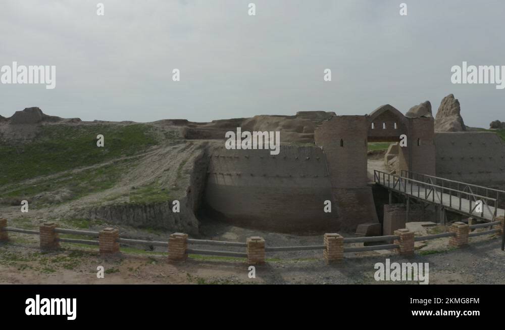 Entrance gate moat medieval Stock Videos & Footage - HD and 4K Video ...