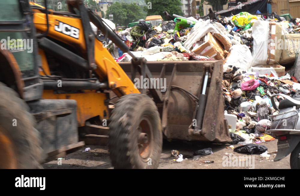Garbage cleaning machine Stock Videos & Footage - HD and 4K Video Clips ...