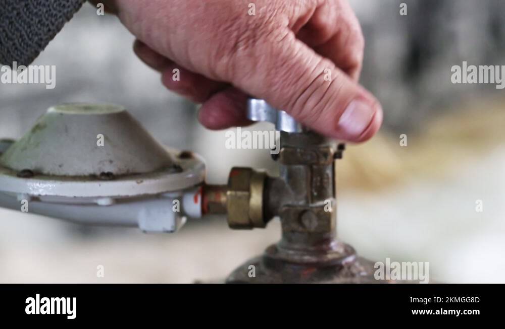 Valve gas cylinder Stock Videos & Footage - HD and 4K Video Clips - Alamy