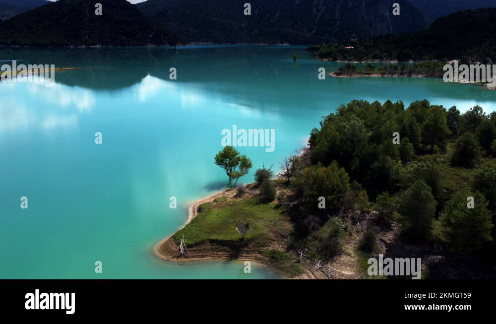 Tropic reservoir Stock Videos & Footage - HD and 4K Video Clips - Alamy