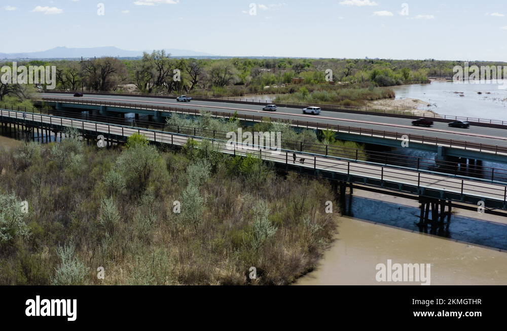 Rio grande crossing Stock Videos & Footage - HD and 4K Video Clips - Alamy